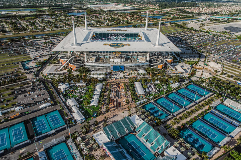 Experience Miami Open Tennis Tournament